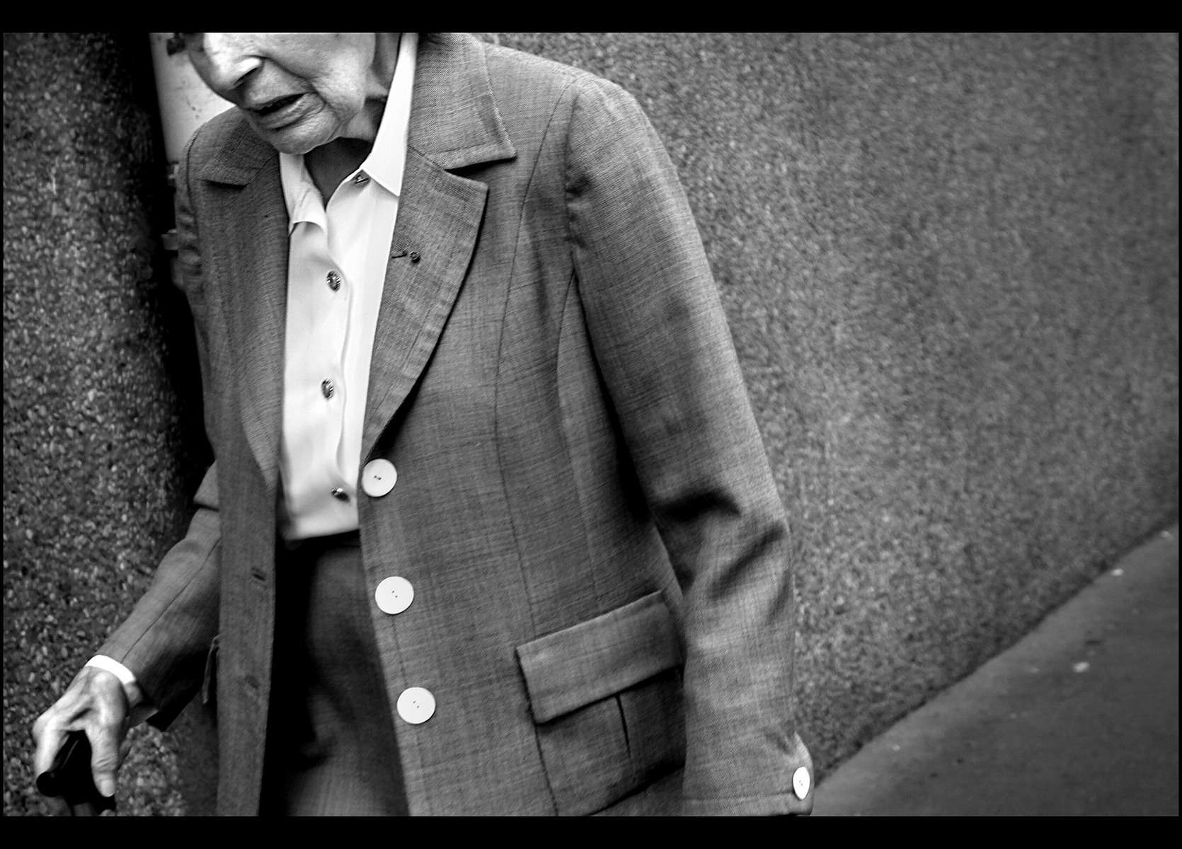 Paris : Sally Davies Photo